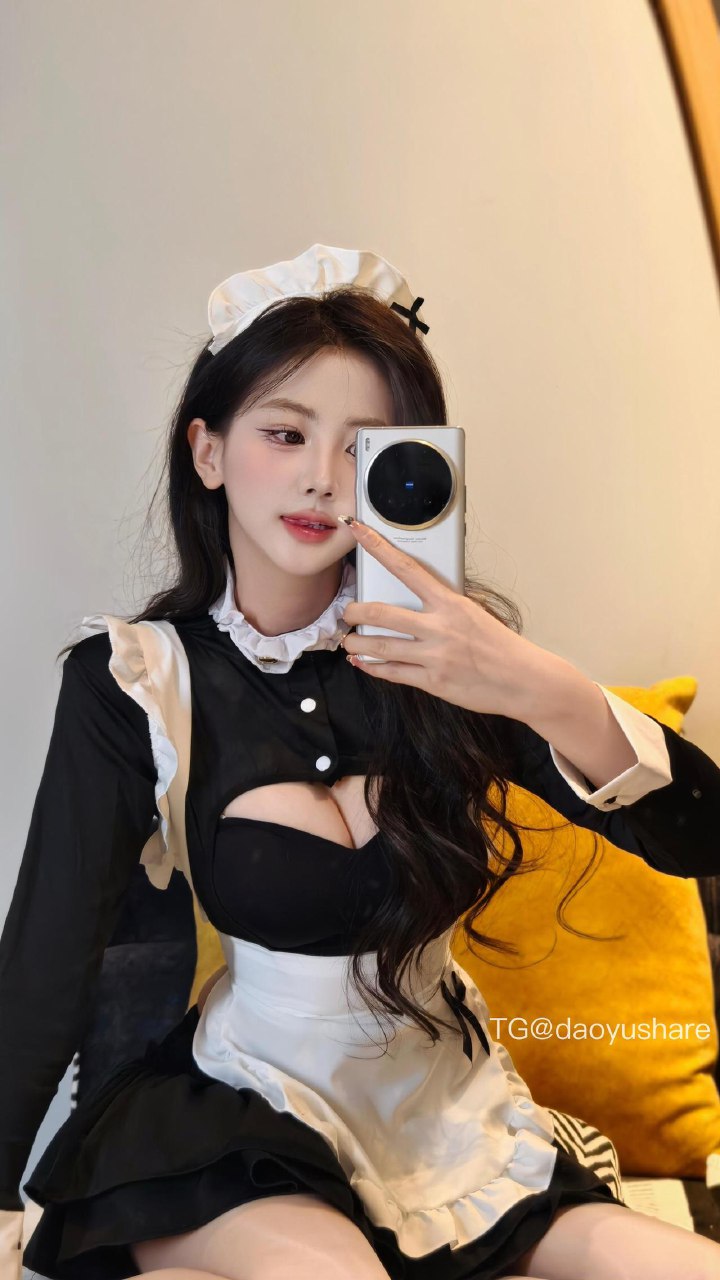 刘二萌 2025-07-15 性感女仆cos制服qqny🔞🔥 - 秘语空间电鸽 - 铁粉圈